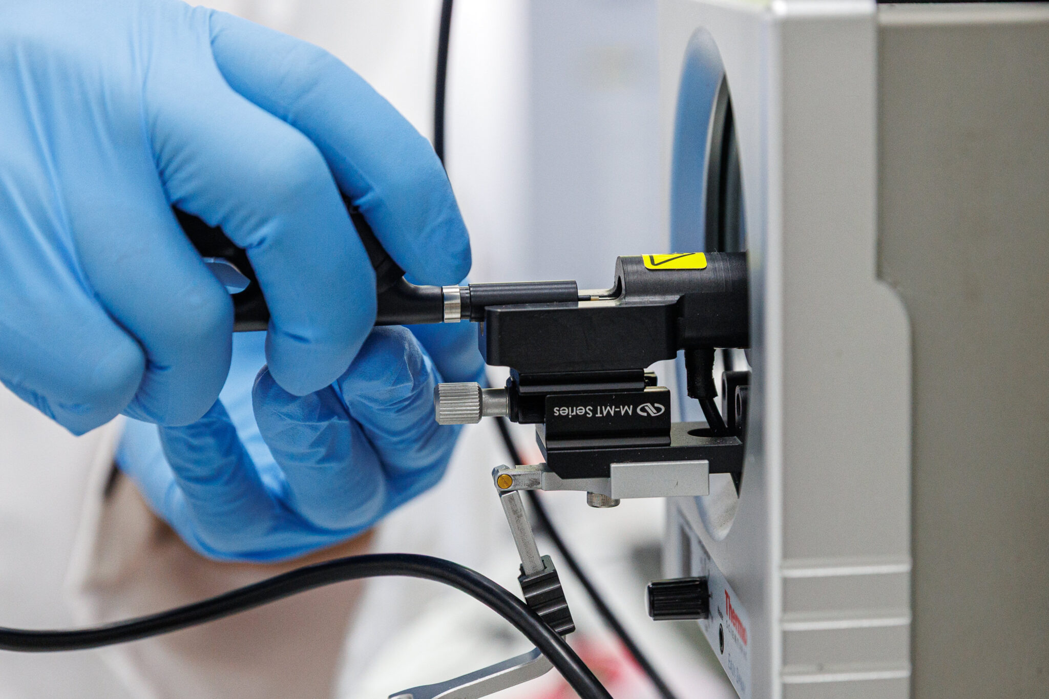 Aurora® Ultimate™ 25x75 XT C18 UHPLC column - IonOpticks